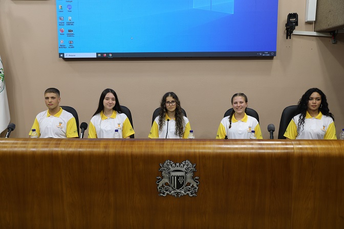 Câmara de Caxias define Mesa Diretora do Vereador por um Dia 2024 ...
