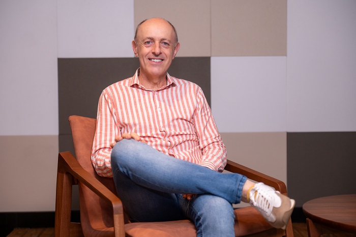 Gilmar Marcílio lança o livro O amor é uma aurora, em Caxias | Notícia ...